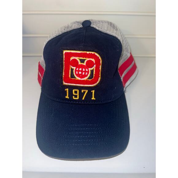 Disney | Accessories | Disney Hat Cap Snap Back Mesh Trucker 2 Stripe ...